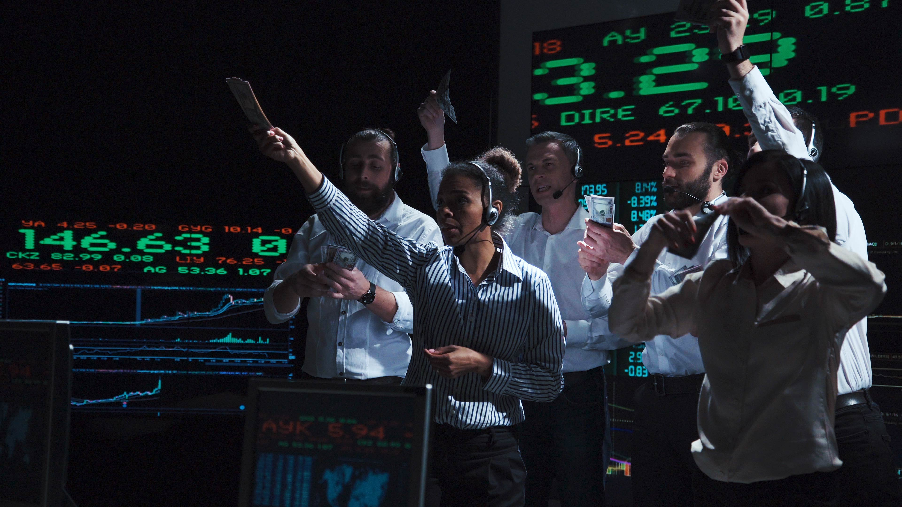 Rogue traders vs risk measures